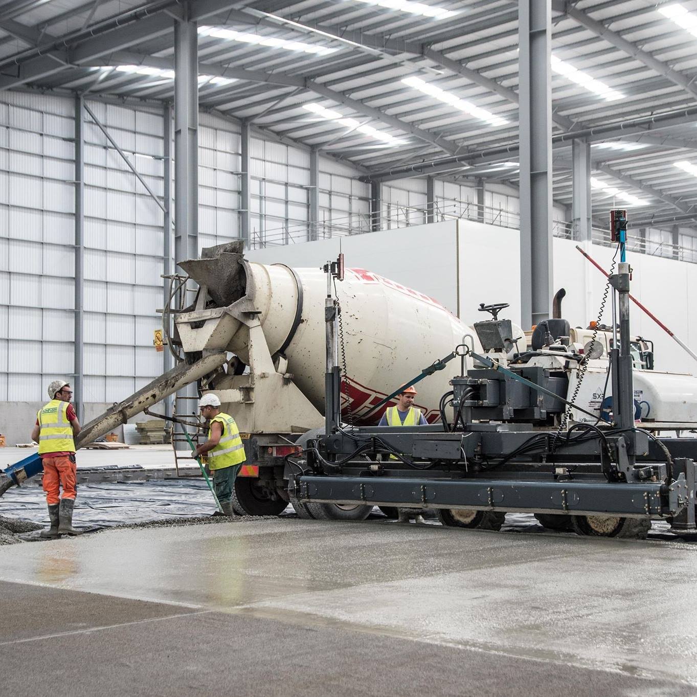 Jointless Floor Slab - KonFloor - The Industrial Flooring Specialists